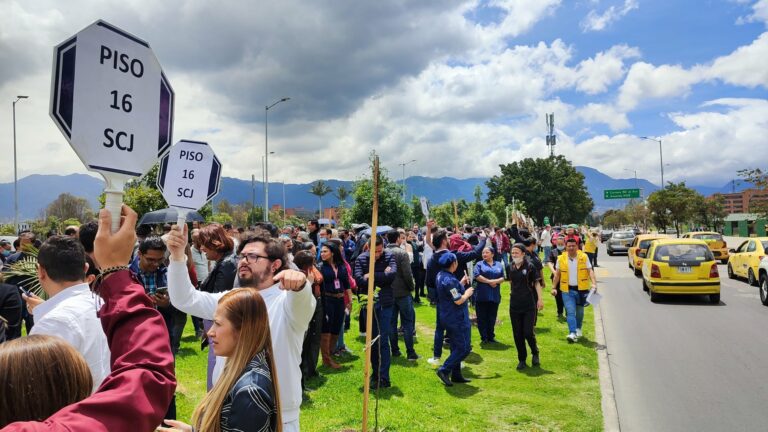 Cerca de 3 millones de personas participaron en simulacro de evacuación en Bogotá – Radio Santa ...