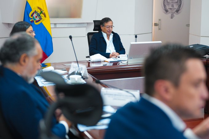 Oficial: Edwin Palma, es el nuevo Ministro de Minas y Energía; Petro presenta en el Teatro Colón ...