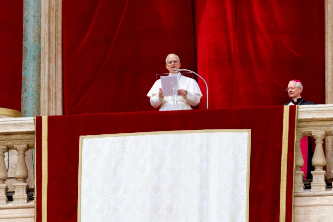 Papa León XIV en su primer rezo del Regina Coeli: «Ante el dramático escenario de una tercera ...